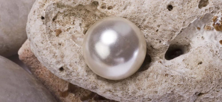 June Birthstones: A Celebration of Pearls, Moonstone & Alexandrite ...